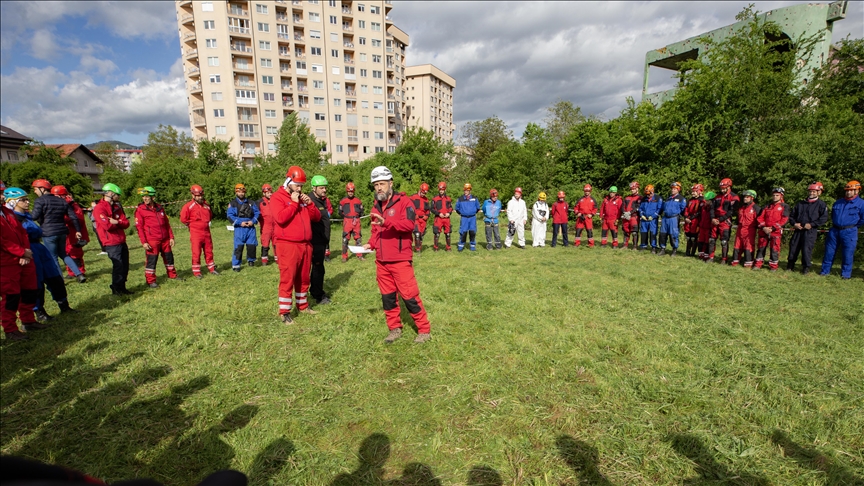 Turkish aid agency trains Pakistani scouts in rescue, disaster management