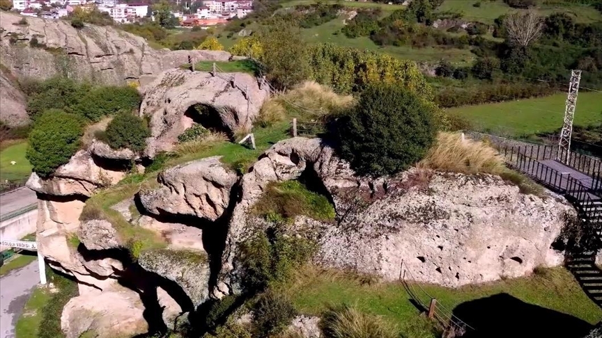 Türkiye: Les grottes de Tekkeköy, datant de l'âge de pierre, attirent ...