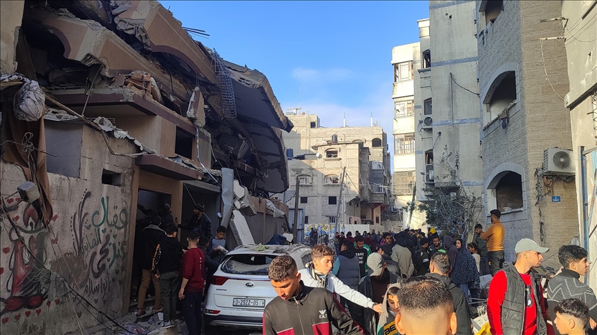 Fatalities reported as Israeli jets strike house in northern Gaza