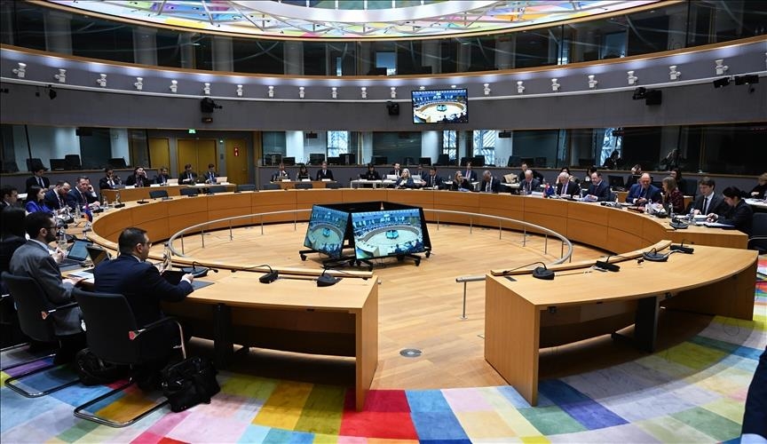 Европската комисија формално ја заврши постапката за Член 7 против Полска