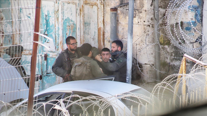 Israeli army arrests 20 more Palestinians across occupied West Bank