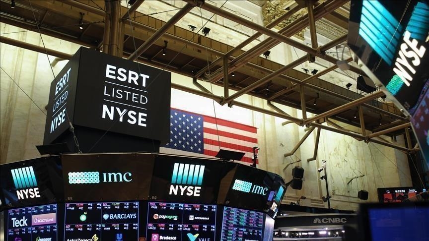 US stocks trying to rebound from worst slump in 2 years