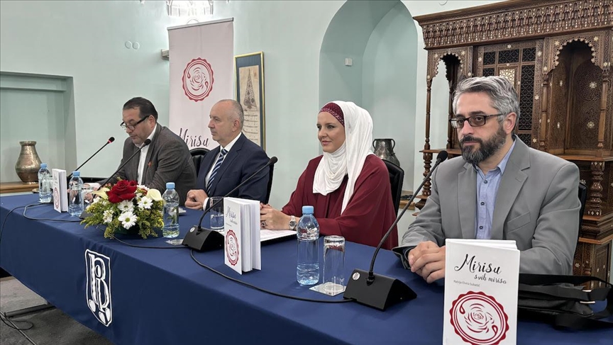 Promovirana zbirka duhovne poezije „Mirisu svih mirisa“ Elvire-Rabije ...