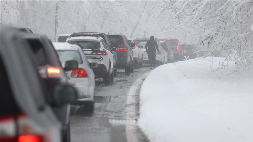 Seul pogodile jake snježne padavine: Ima mrtvih, otkazani i letovi