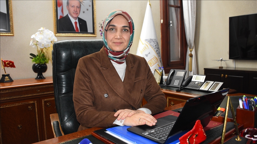 Afyonkarahisar Valisi Yiğitbaşı, AA'nın "Yılın Kareleri" oylamasında ...