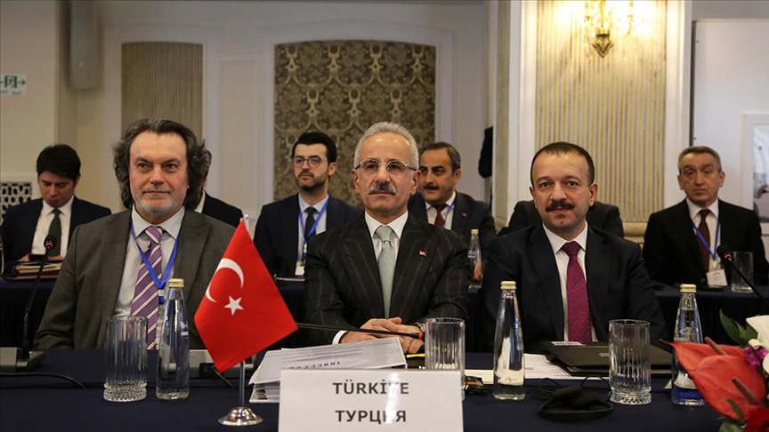 Bakan Uraloğlu: Ülkemizde tam 290 milyar dolarlık ulaştırma projesini ...