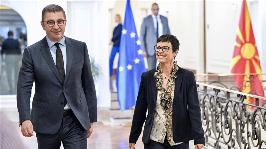 Премиерот Мицкоски ја прими на средба комесарката за проширување на ЕУ ...