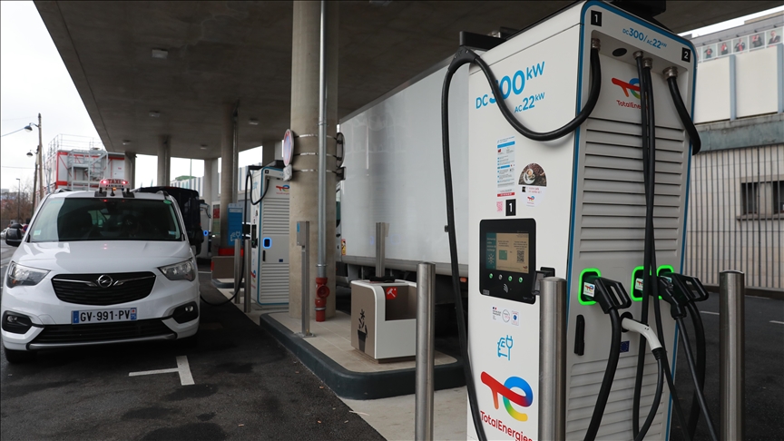 Global EV sales hit record high in 2025