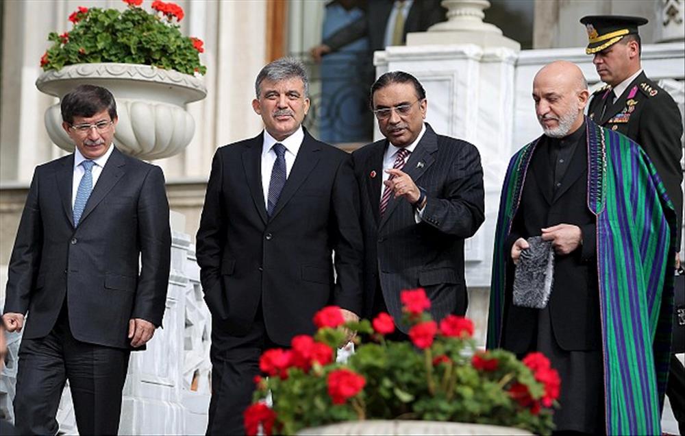 İstanbul'da 3'lü zirve - Anadolu Ajansı