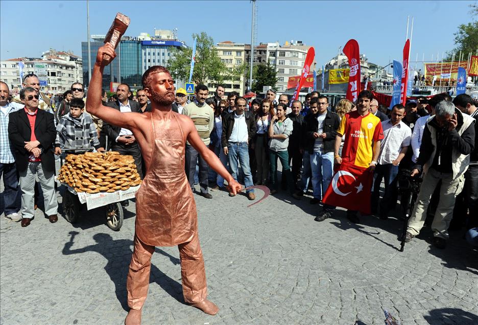 Workers throughout Turkey celebrating Labor Day - Anadolu Ajansı
