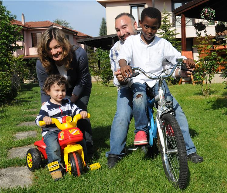 Somalili Metehan Türk ailesiyle yaşama tutundu - Anadolu Ajansı