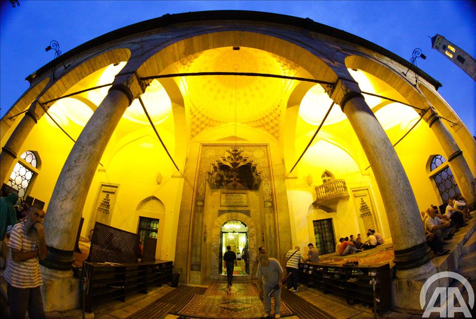 Obilježena noć Lejletul-Berat - Anadolu Ajansı