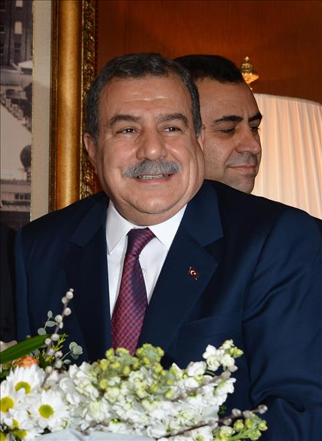 İçişleri'nde devir teslim - Anadolu Ajansı