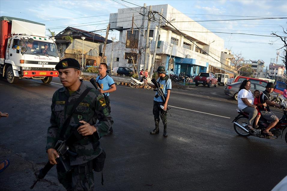 Tacloban yaralarını sarmaya çalışıyor - Anadolu Ajansı