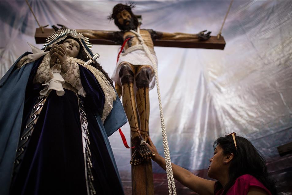 Good Friday around the world - Anadolu Ajansı