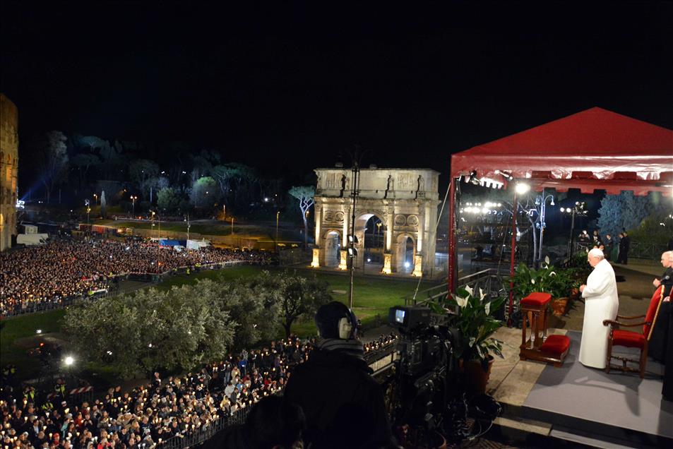 Good Friday around the world - Anadolu Ajansı