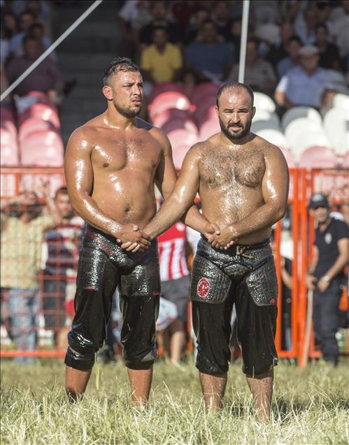Kırkpınar başpehlivanı Orhan Okulu oldu - Anadolu Ajansı