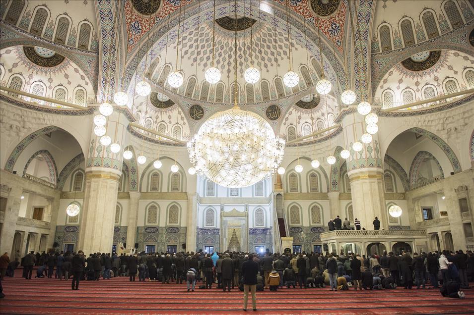 Mevlit Kandili idrak edildi - Anadolu Ajansı