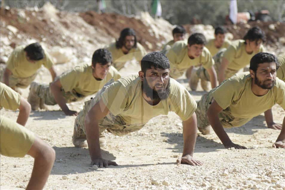 Graduation ceremony in Syria's Hama - Anadolu Ajansı