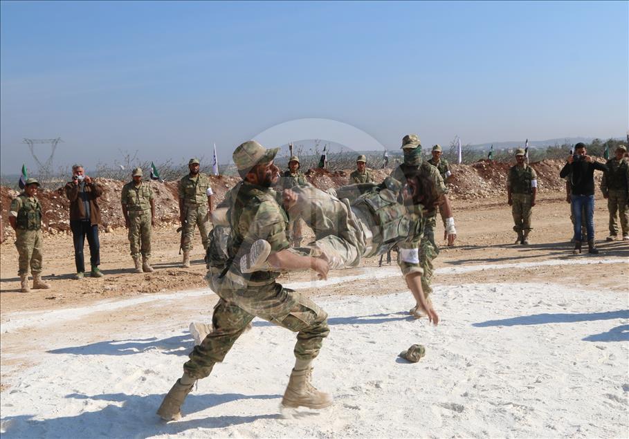 Graduation ceremony in Syria's Hama - Anadolu Ajansı