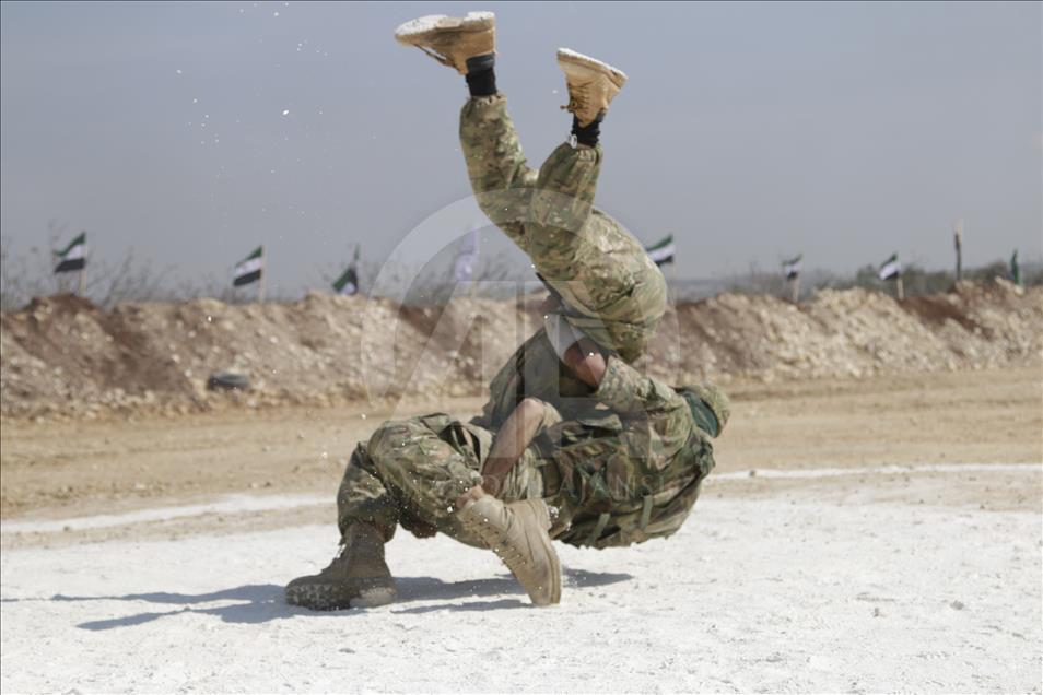 Graduation ceremony in Syria's Hama - Anadolu Ajansı