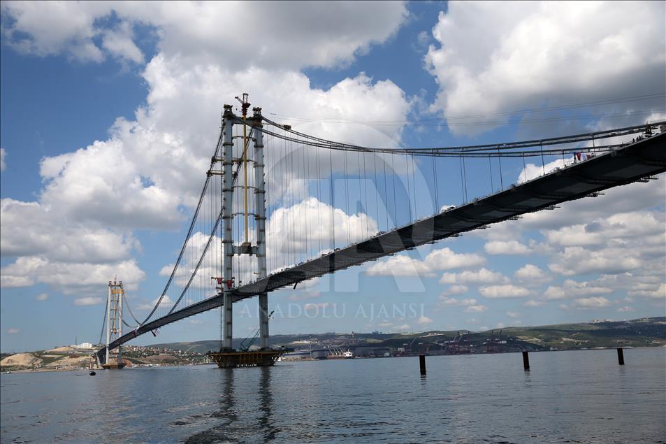 Last Section of the Izmit Bay Bridge placed with ceremony - Anadolu Ajansı