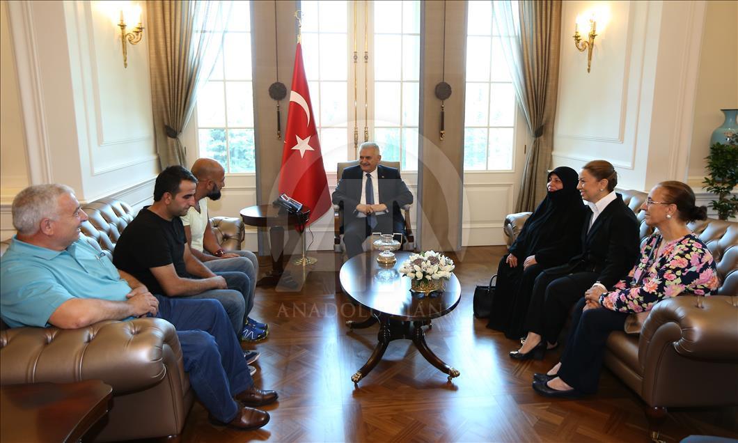 Turkish PM receives the anti-coup attempt civilian defiants in Ankara ...