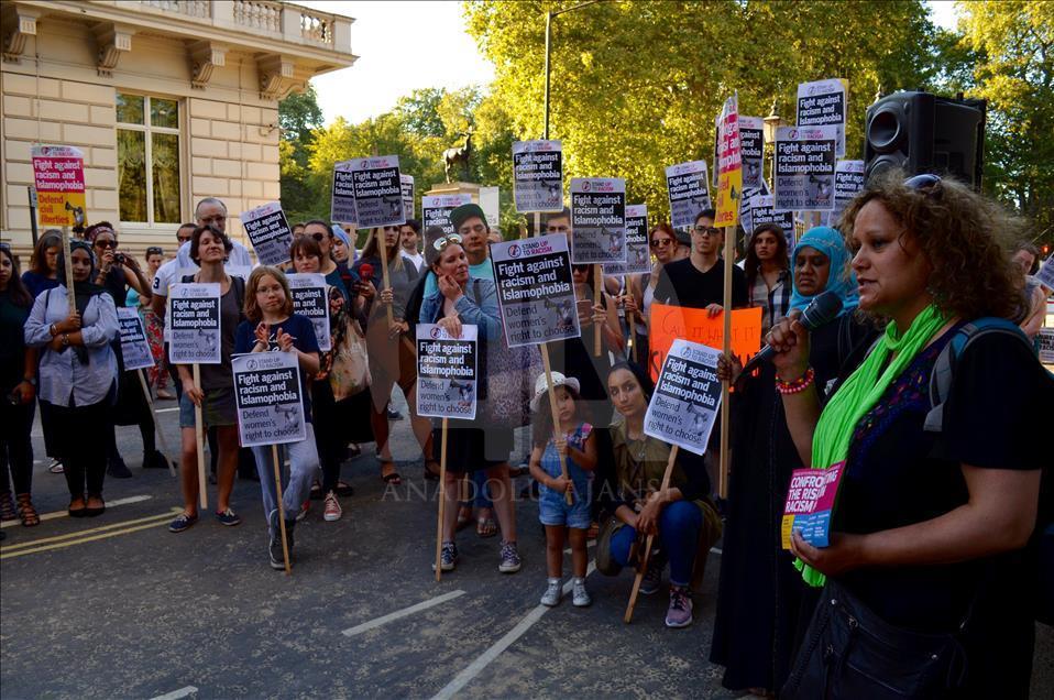 Rally against discrimination against Muslim women in London - Anadolu ...