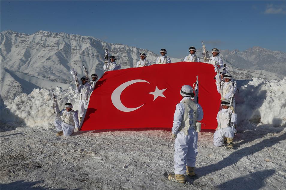 Turkish commandos in Turkey's Hisar Mountain - Anadolu Ajansı
