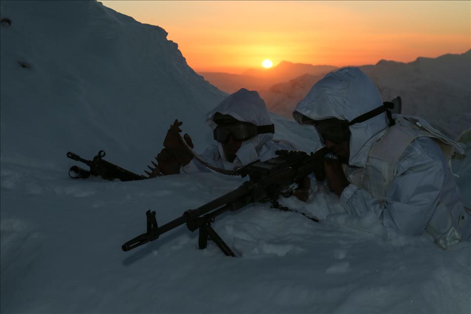 Turkish commandos in Turkey's Hisar Mountain - Anadolu Ajansı