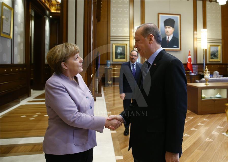 President Erdogan meets German Chancellor Merkel - Anadolu Ajansı