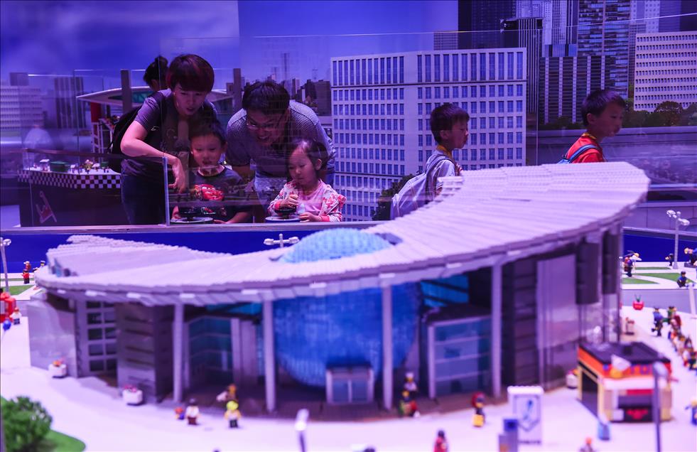 Models of thousands of legos exhibited in Shanghai - Anadolu Ajansı
