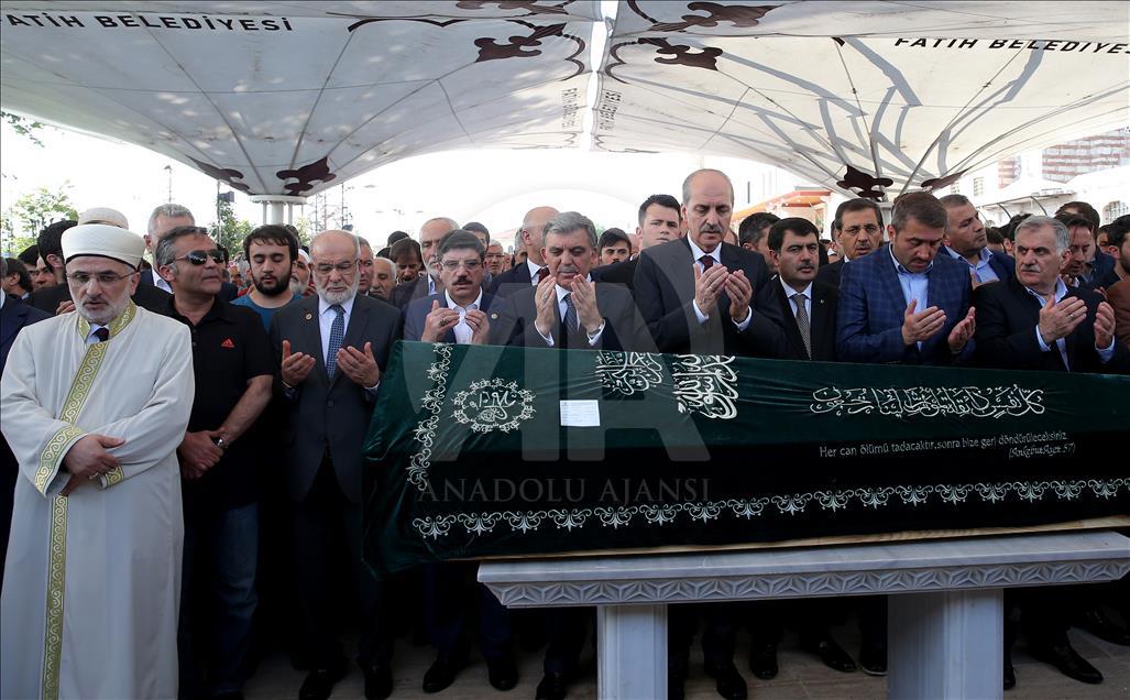 Akif Emre son yolculuğuna uğurlandı - Anadolu Ajansı