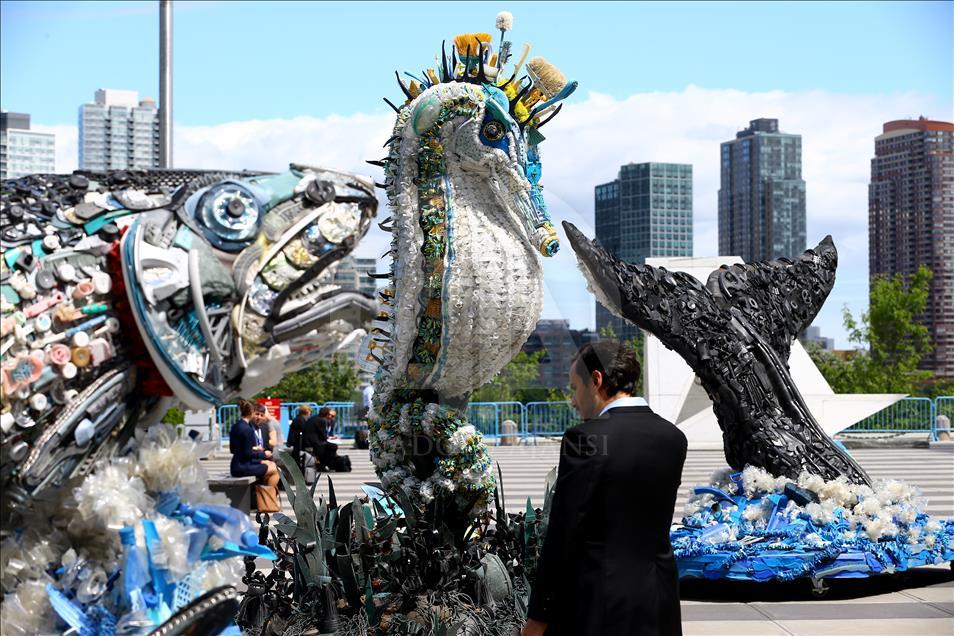 Sculptures made of marine debris at UN headquarters - Anadolu Ajansı