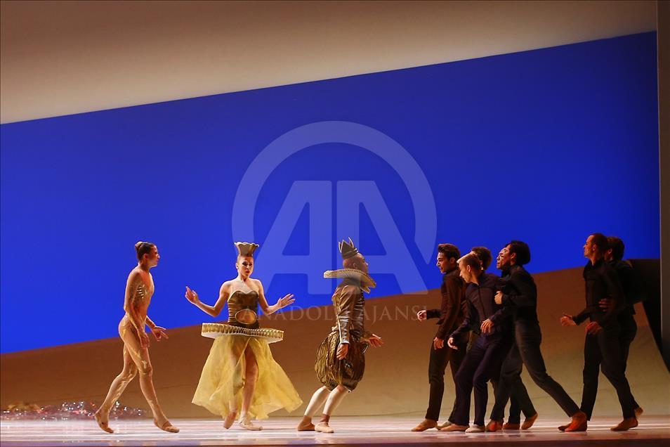 Dress rehearsal of "La Belle" in Moscow - Anadolu Ajansı