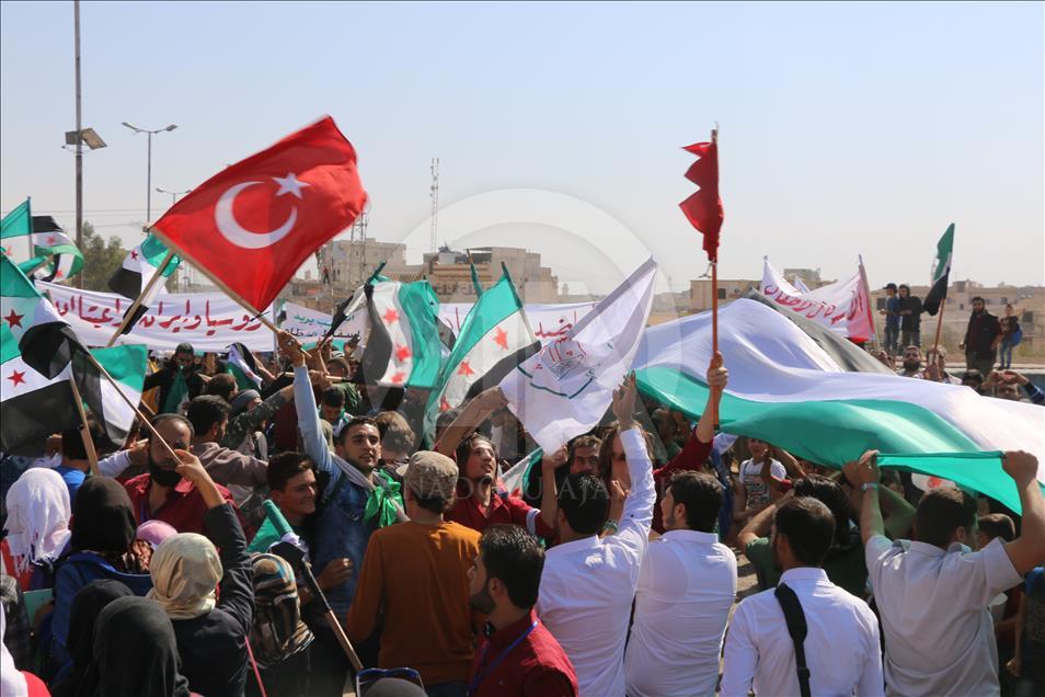 Syrian people support Turkish soldiers in Syria's Idlib - Anadolu Ajansı