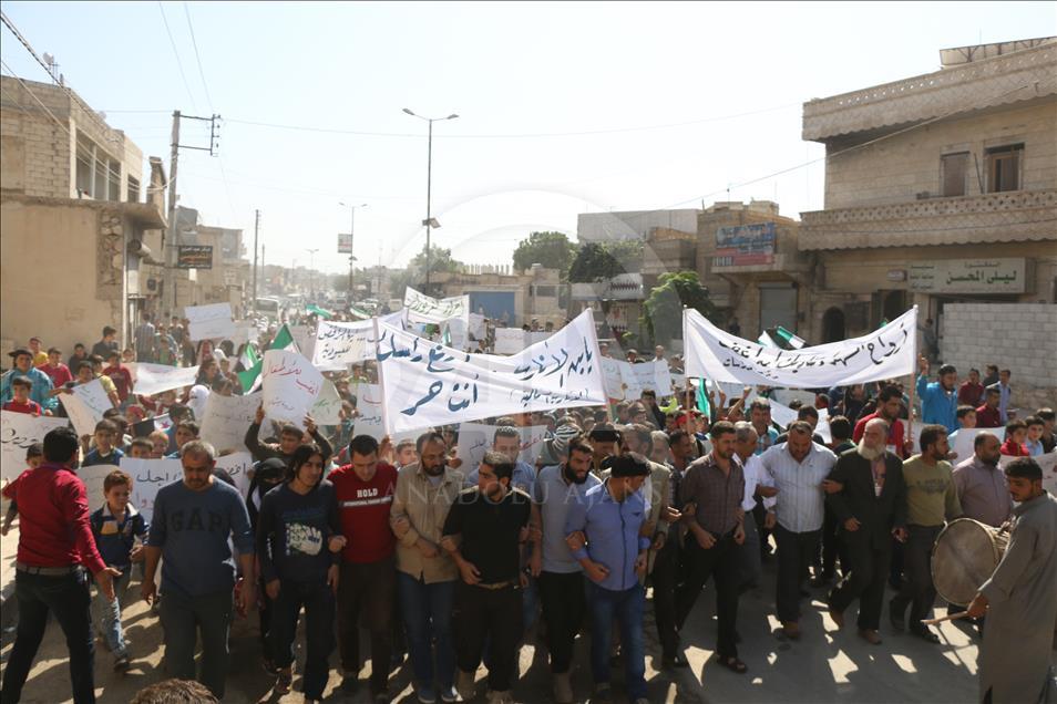 Syrian people support Turkish soldiers in Syria's Idlib - Anadolu Ajansı