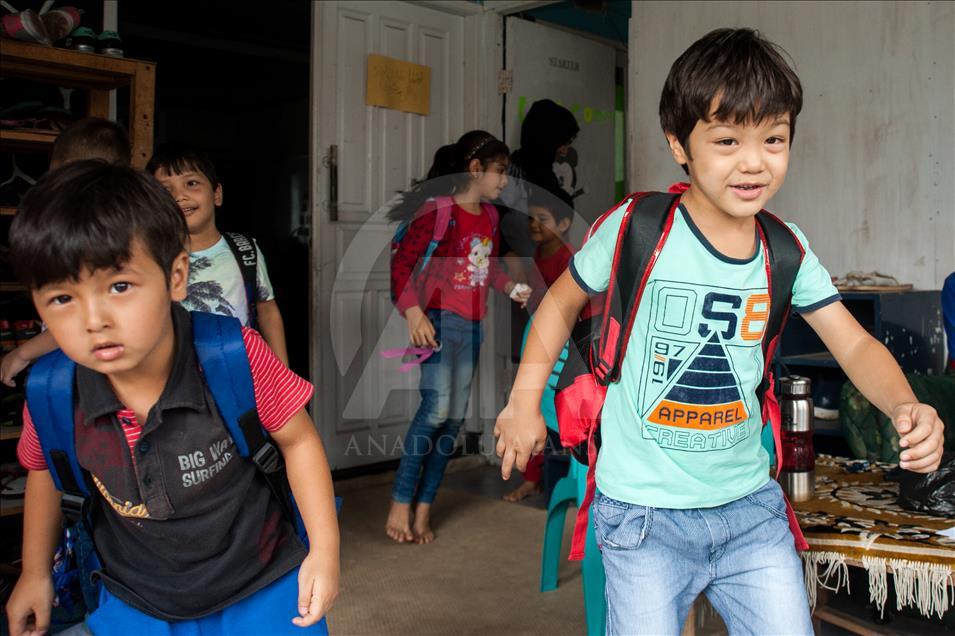 Refugee Learning Center in Indonesia's Bogor - Anadolu Ajansı