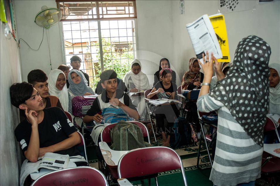 Refugee Learning Center in Indonesia's Bogor - Anadolu Ajansı