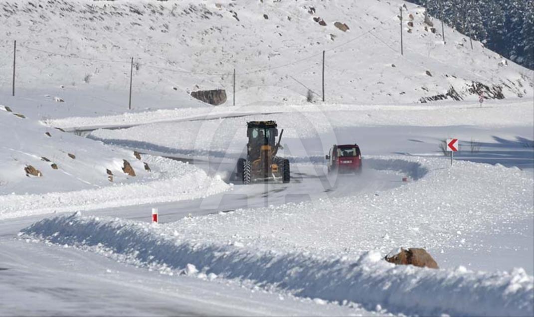 El fuerte frío que se vive en el este de Turquía - Anadolu Ajansı