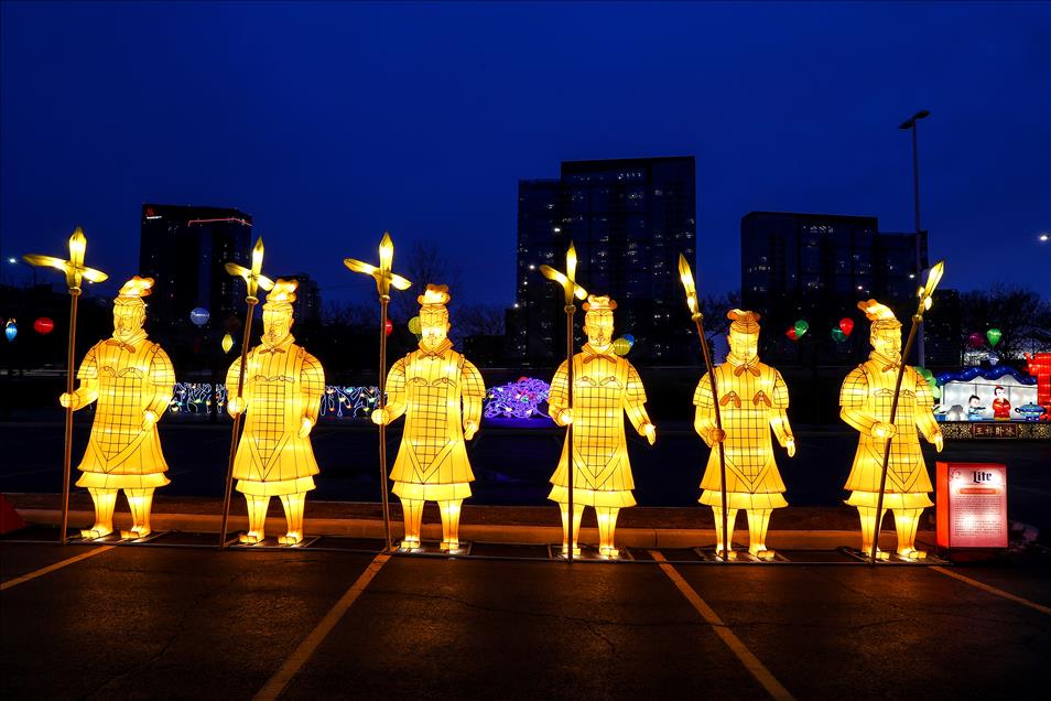 Dragon lights exhibit in Chicago - Anadolu Ajansı