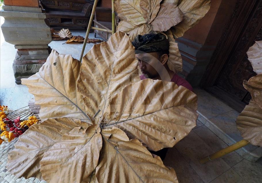 Merawat pertiwi dengan karangan bunga organik - Anadolu Ajansı