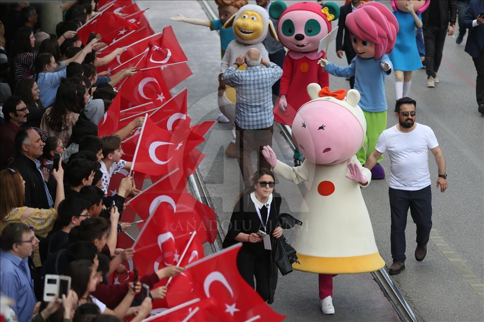 "TRT Uluslararası 23 Nisan Çocuk Şenliği" - Anadolu Ajansı