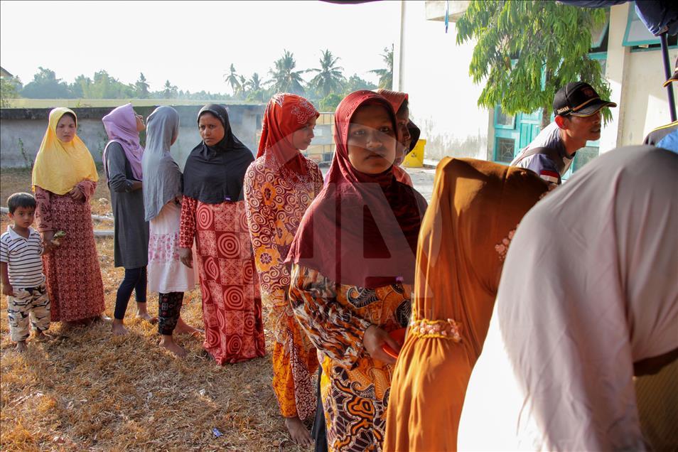 79 warga Rohingya terdampar di Aceh - Anadolu Ajansı