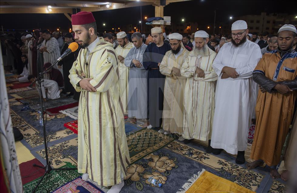Salat Tarawih di Maroko - Anadolu Ajansı Salat Tarawih di Maroko - Anadolu Ajansı