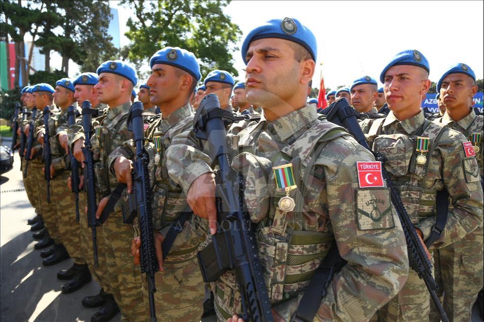 Azerbaycan ordusunun 100. kuruluş yıl dönümü kutlanıyor - Anadolu Ajansı
