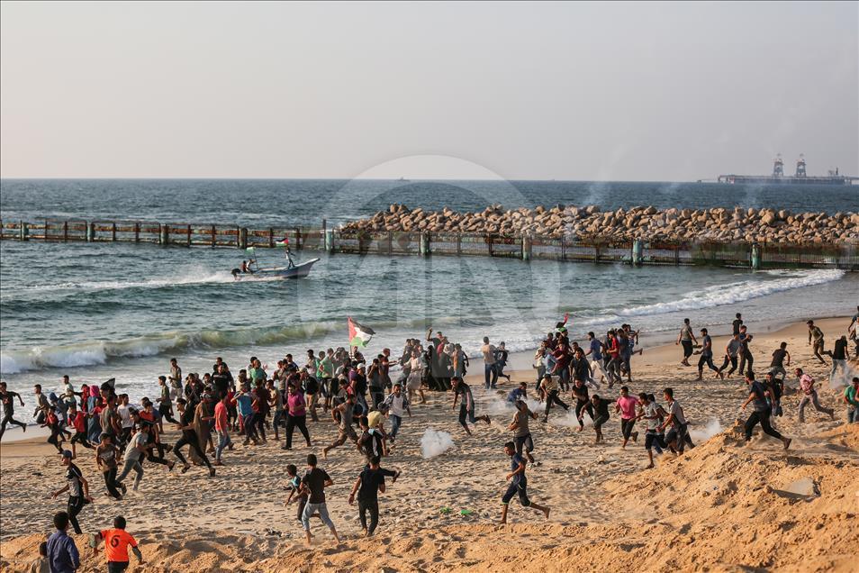 Angkatan Laut Israel serang demonstran Palestina - Anadolu Ajansı