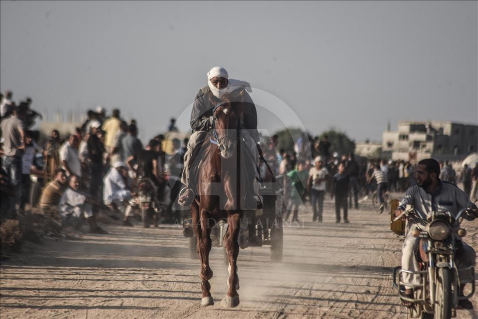 Horse race in Gaza - Anadolu Ajansı