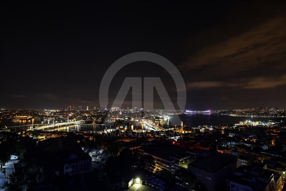 İstanbul'da sabah - Anadolu Ajansı