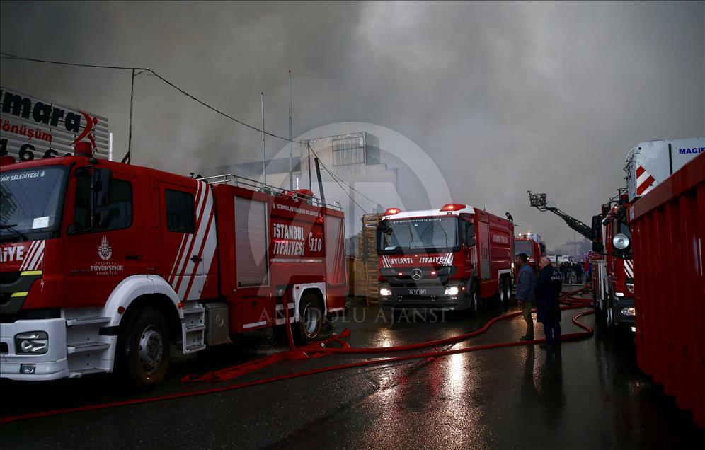 Fire at Istanbul factories contained - Anadolu Ajansı